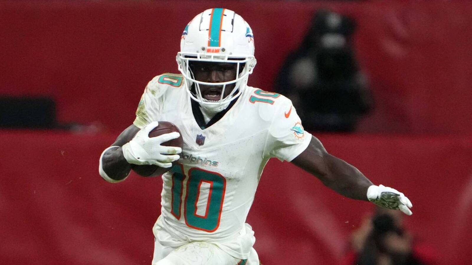 Dolphins reveal how WR Tyreek Hill could face Jets | Yardbarker