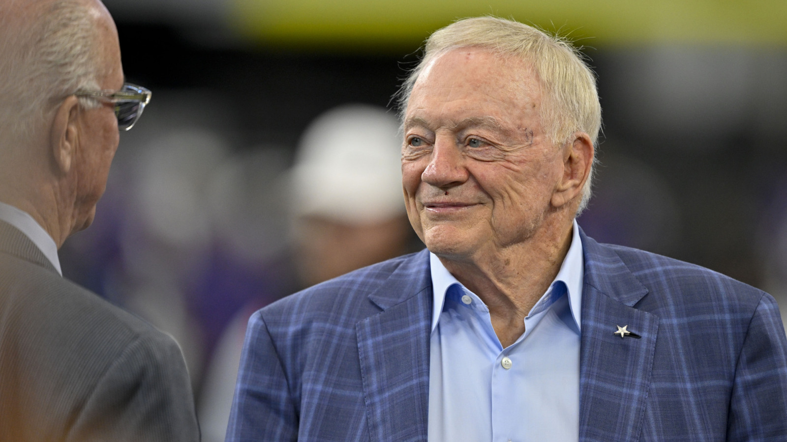 Cris Carter Blasts 'Insane' Jerry Jones for Comparing the Micah Parsons Trade With Herschel ...