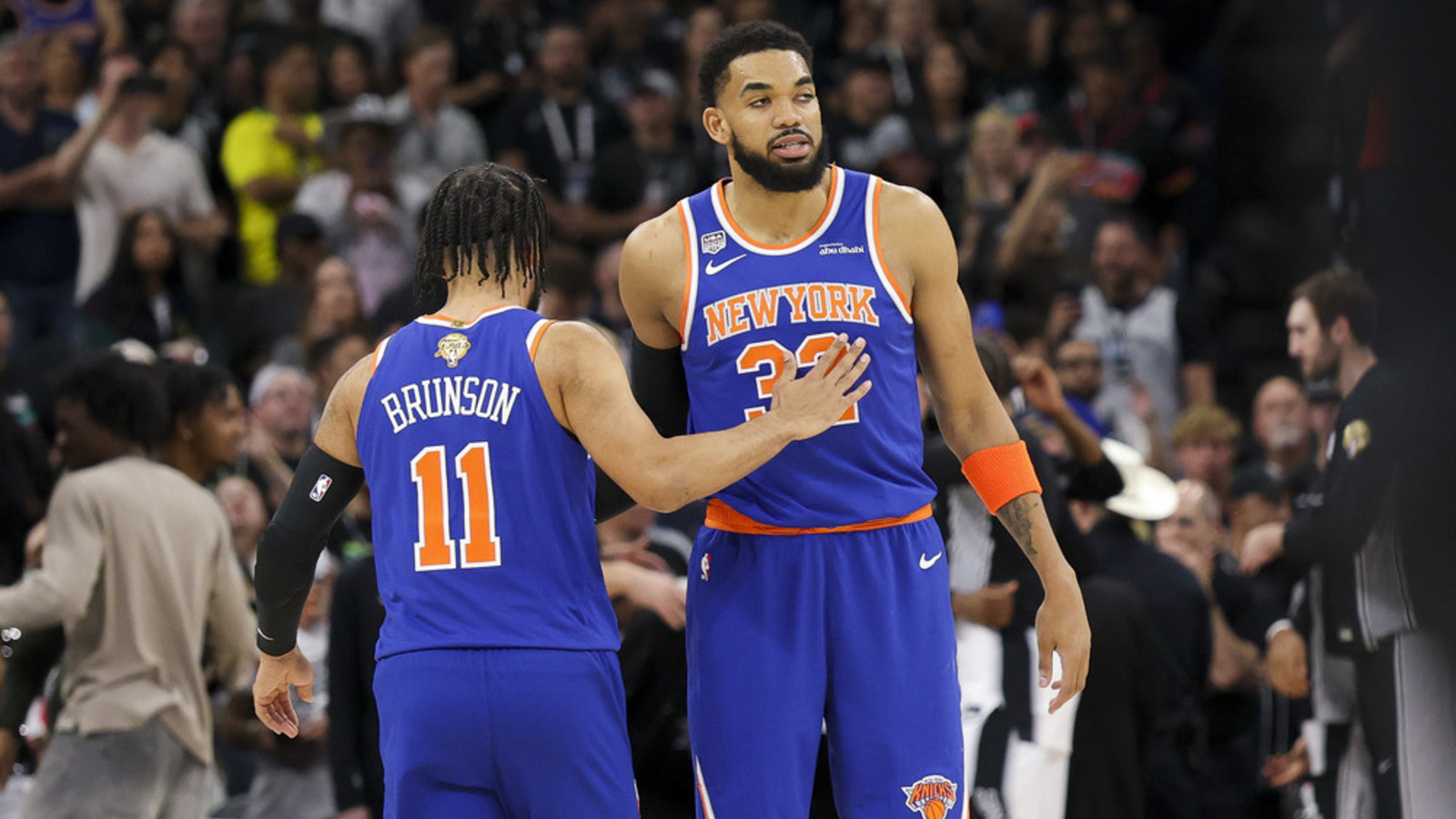 Knicks beat Spurs in Game 5 to capture their first championship since ...