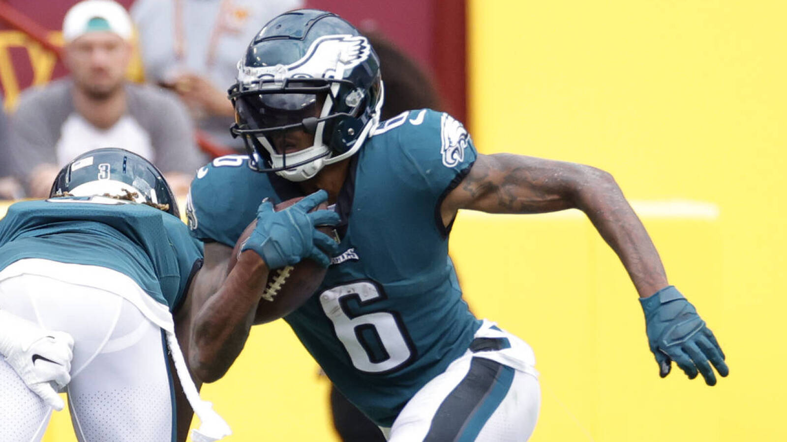 Eagles WR DeVonta Smith shows he has WR1 ability | Yardbarker