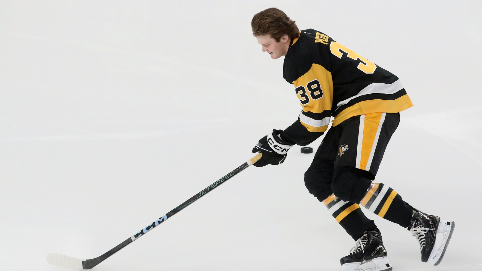 Owen Pickering Makes NHL Debut; Penguins Lineup has 3 Rookies | Yardbarker