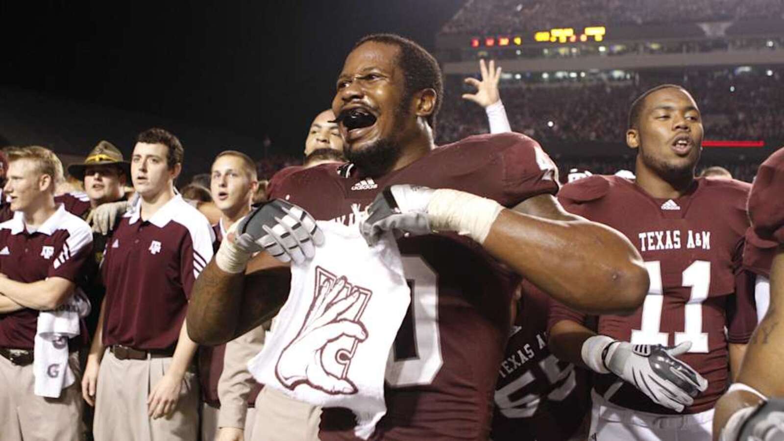 Von Miller Reveals Two Texas A&M Wins That Still Stick With Him ...