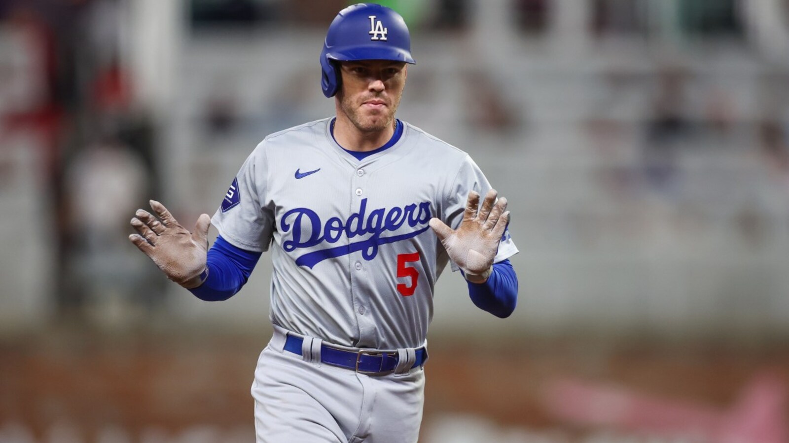 Dodgers escape injury bug with key infielders active to start World ...