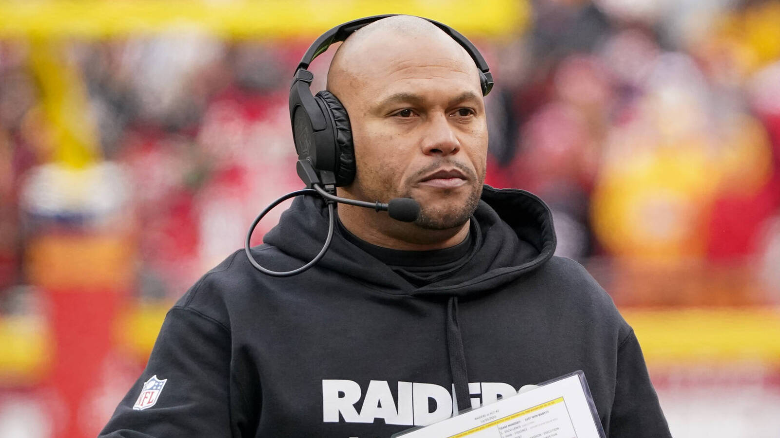 Raiders star explains why he wants Antonio Pierce as HC | Yardbarker