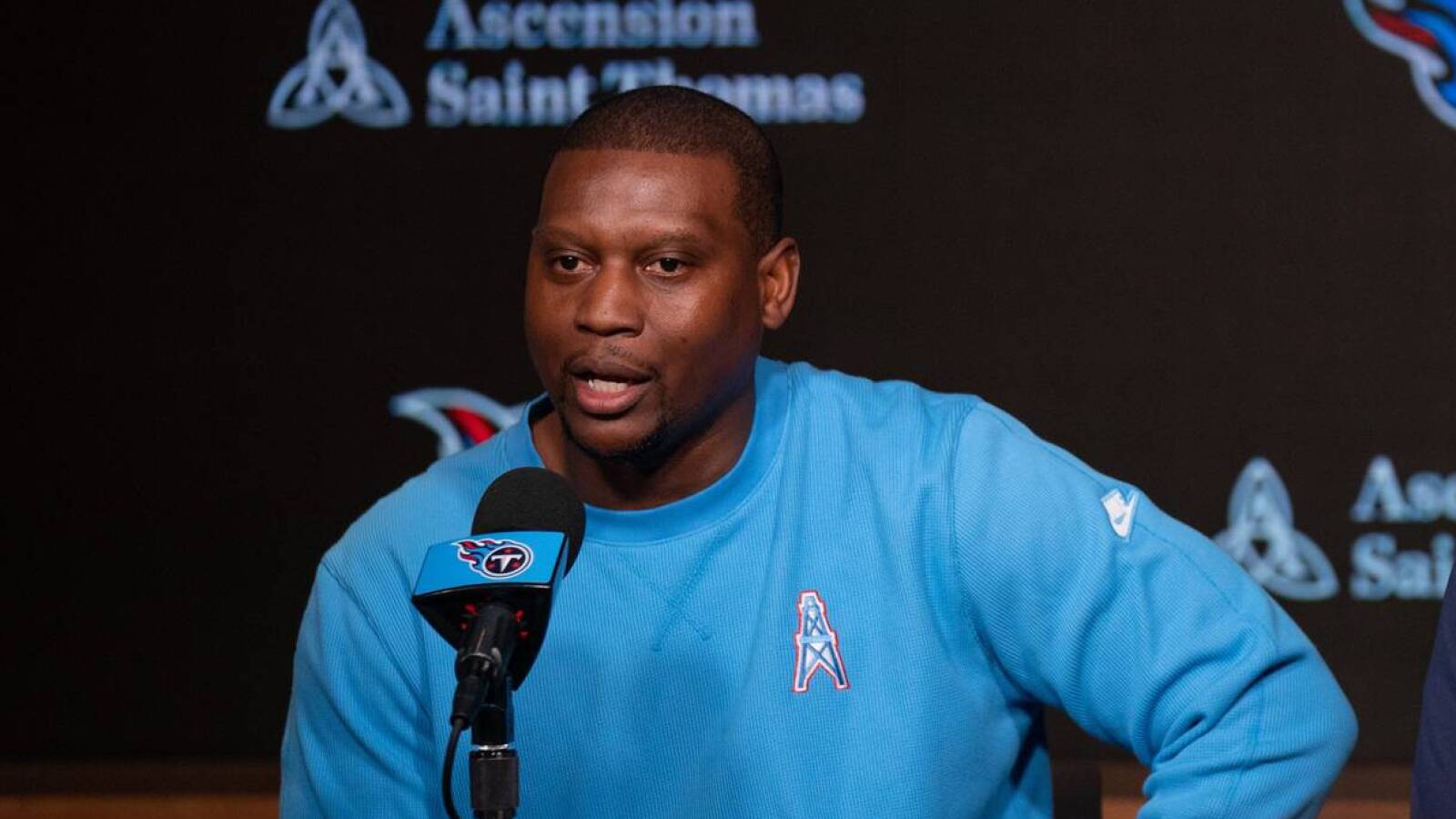 New Titans DC expands on team's change in defensive approach | Yardbarker