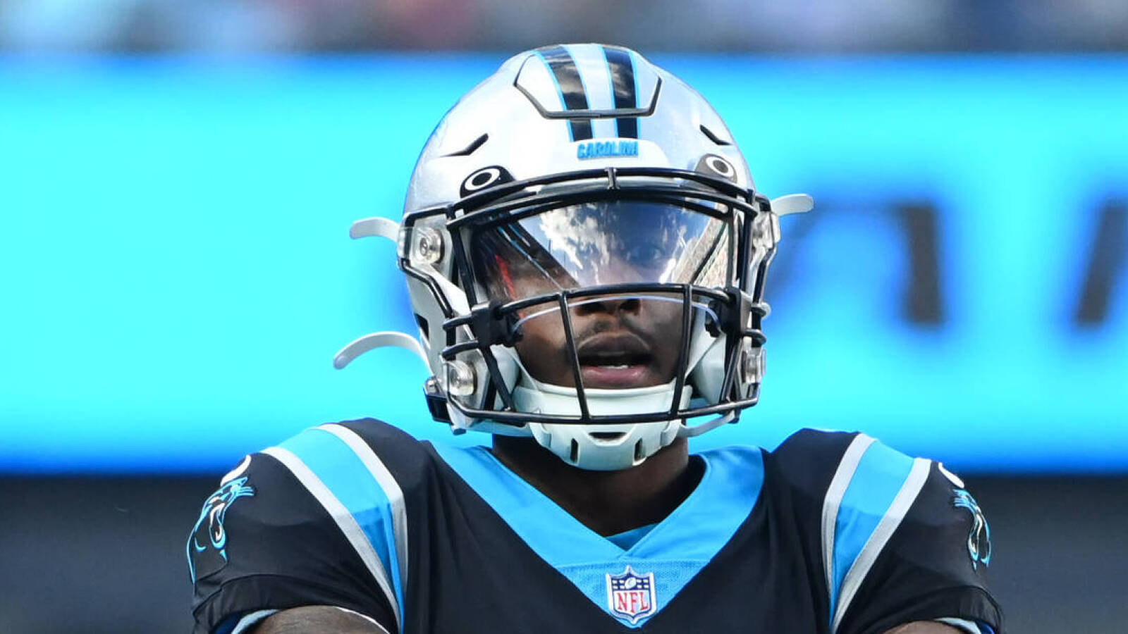 Panthers' Terrace Marshall makes remarkable catch vs. Seahawks | Yardbarker