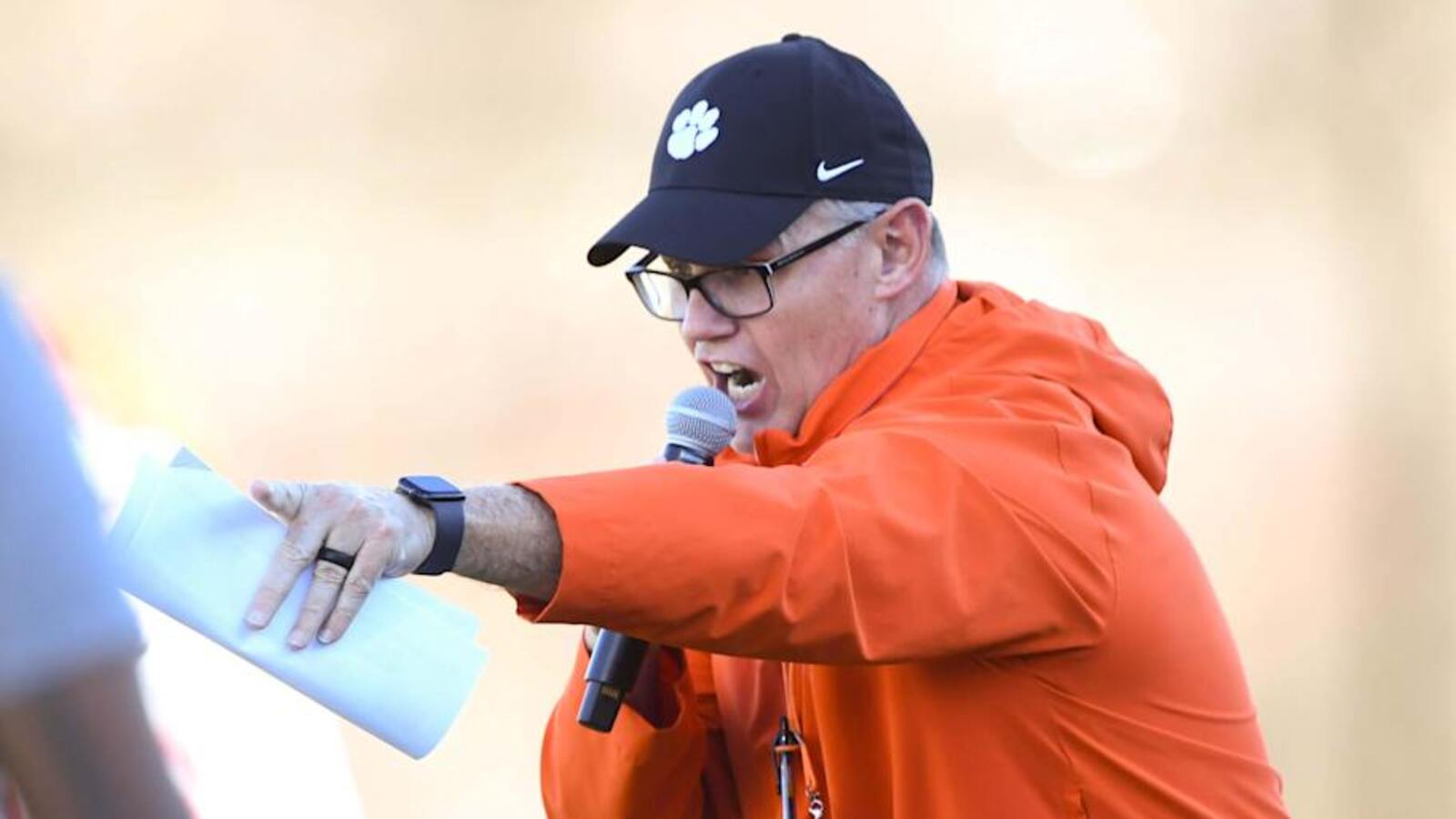 Clemson LBs Rave About New Defensive Coordinator's Energy | Yardbarker