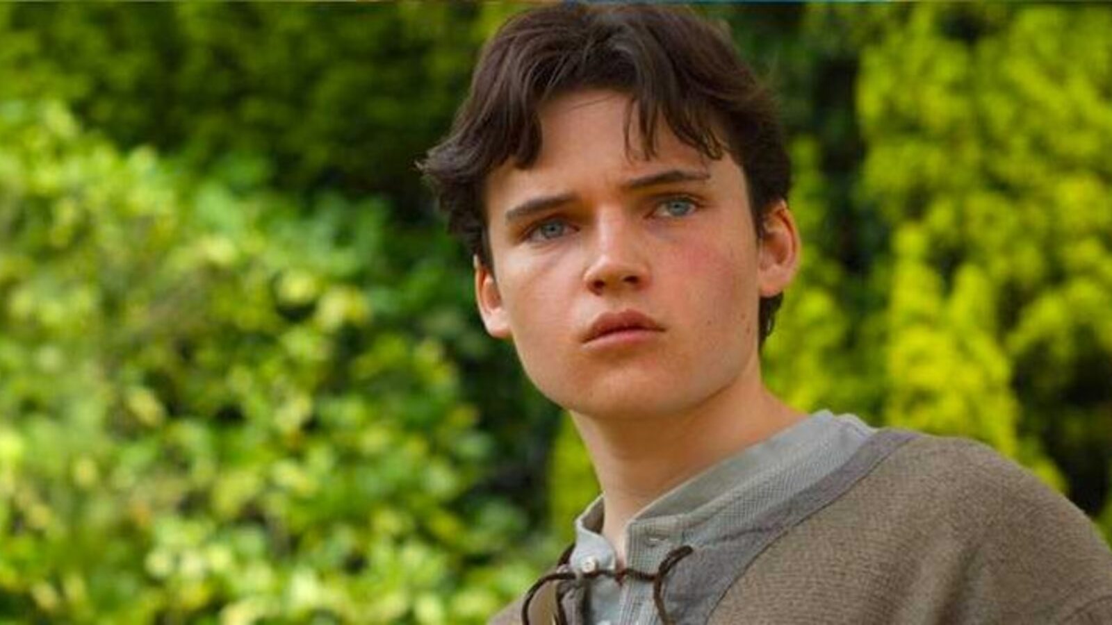 THE LEGEND OF ZELDA Live-Action Movie Casts Link and Zelda, Alas Hunter ...