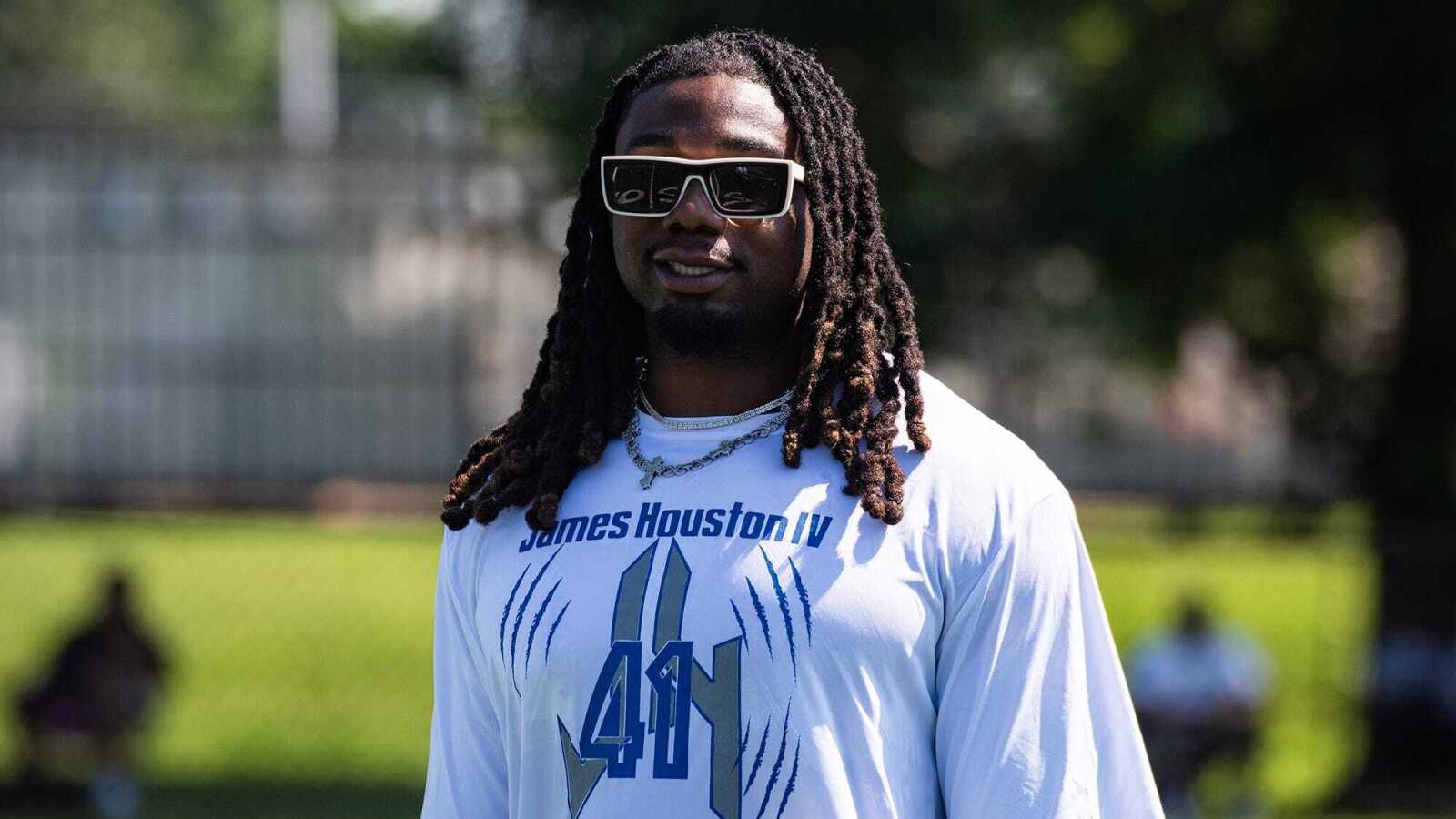 Cowboys, DE James Houston agree to deal | Yardbarker