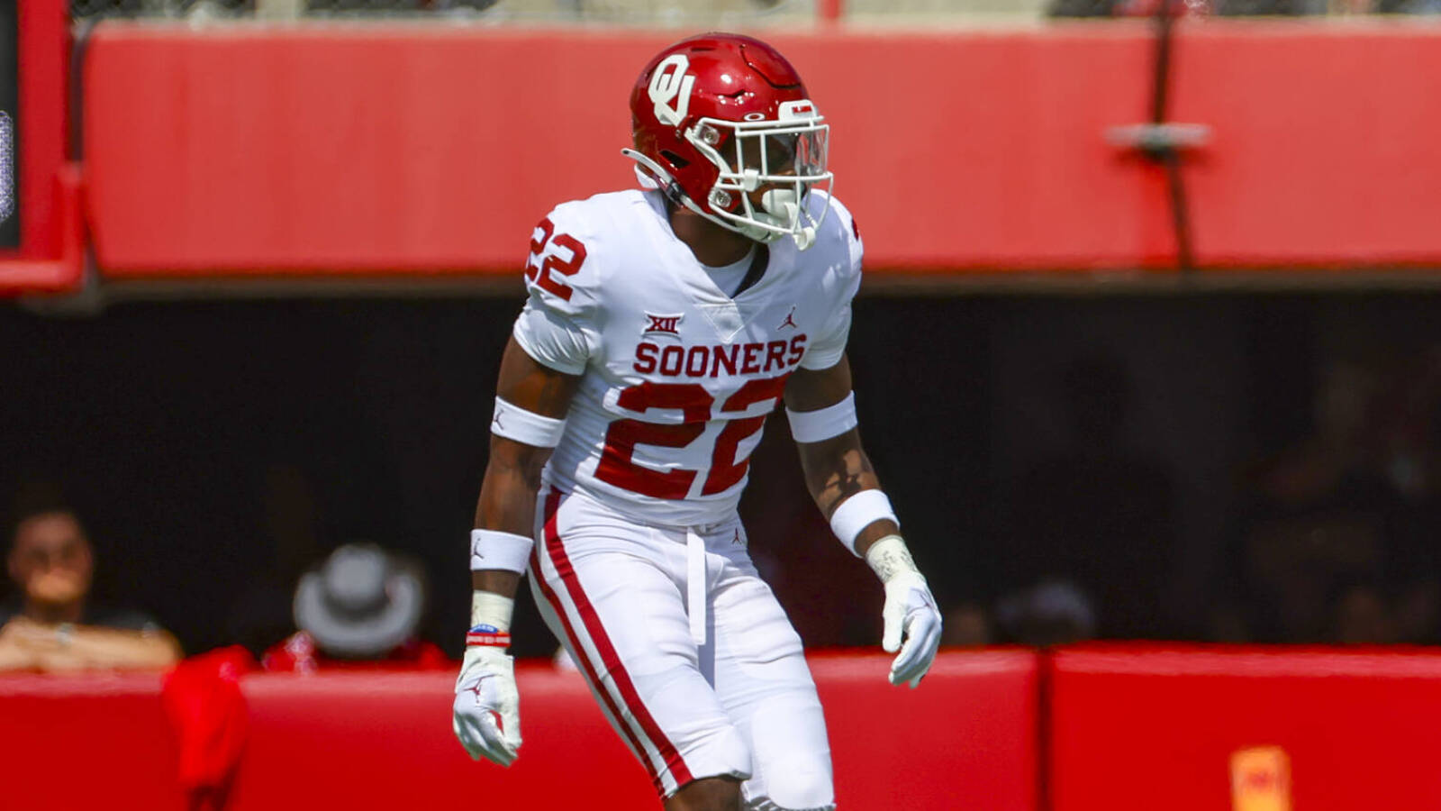 Watch: Oklahoma's C.J. Coldon with one of the best interceptions of the ...