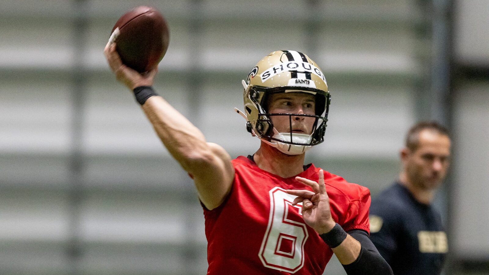 New Orleans Saints: Potential QB1 Sends Stern Message After Derek Carr ...