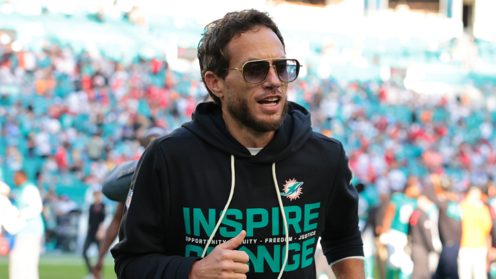 Mike McDaniel To Interview For Bucs’ OC Job | Yardbarker