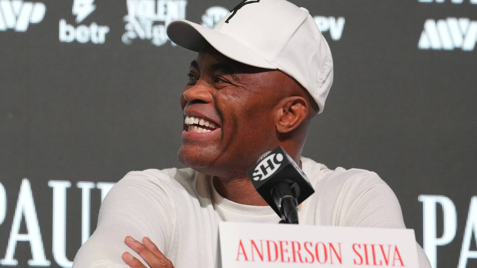 Anderson Silva to be enshrined in UFC Hall of Fame | Yardbarker
