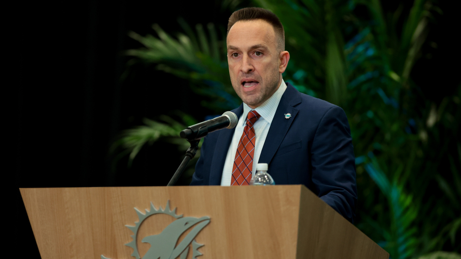 Nobody is Untouchable on this Dolphins Roster | Yardbarker