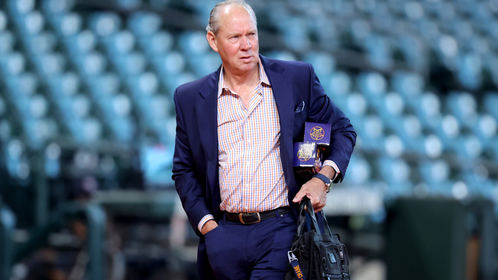 Astros Owner Makes Appearance For Full Squad Workout | Yardbarker