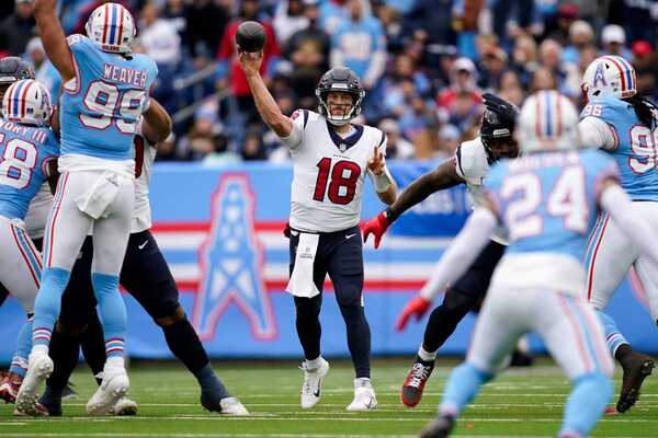 Watch: Texans Social Media Tolls Titans After 'Oilers' Loss | Yardbarker