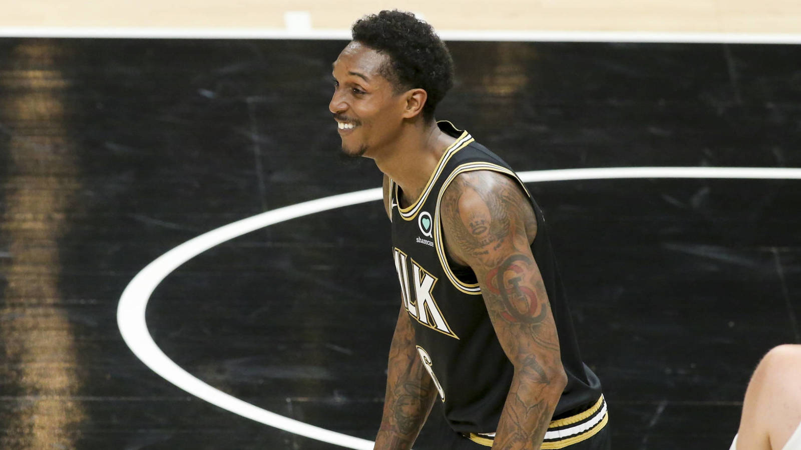 Lou Williams remains with Hawks on one-year, $5 million deal | Yardbarker