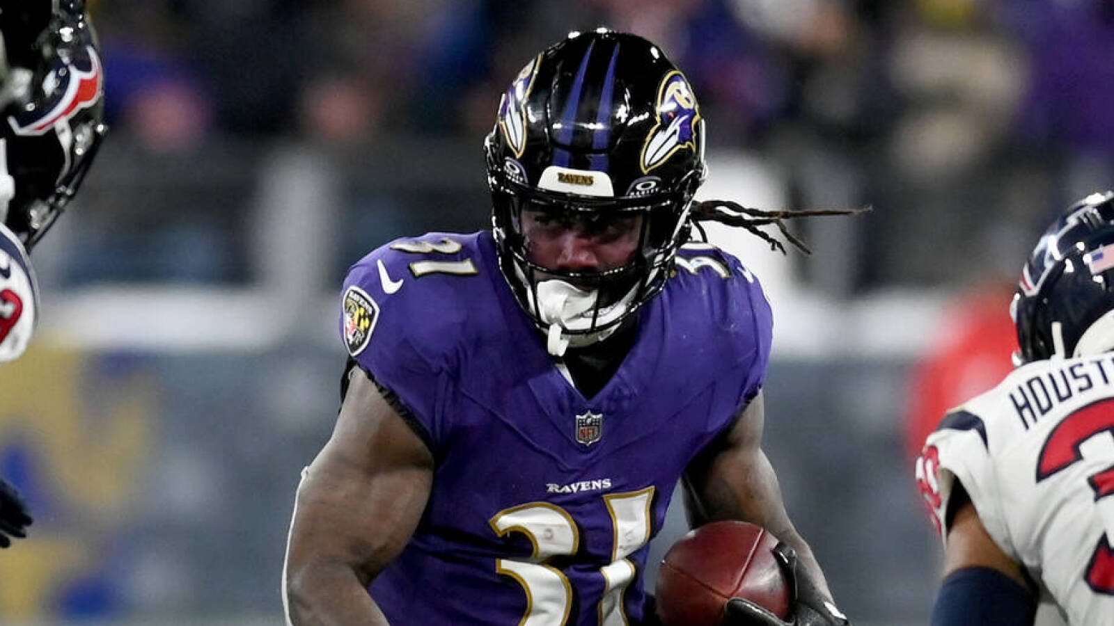 Four-time Pro Bowler reveals timetable for signing with a team | Yardbarker