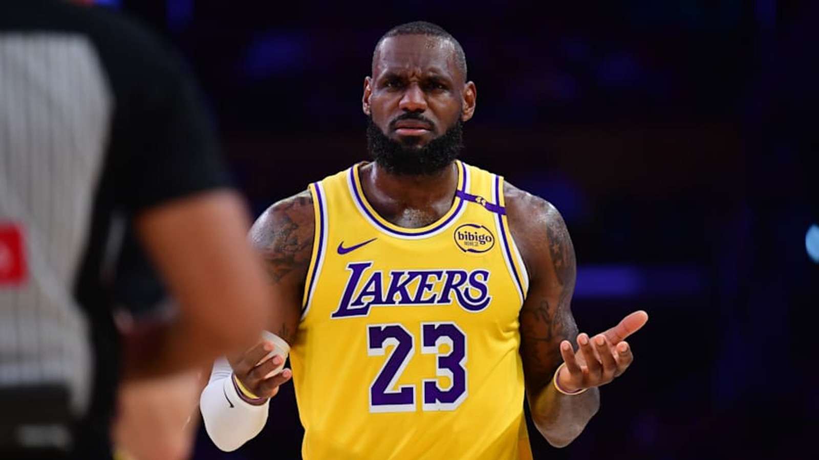 Lakers Legend Doesn't Pick LeBron James as NBA's GOAT | Yardbarker