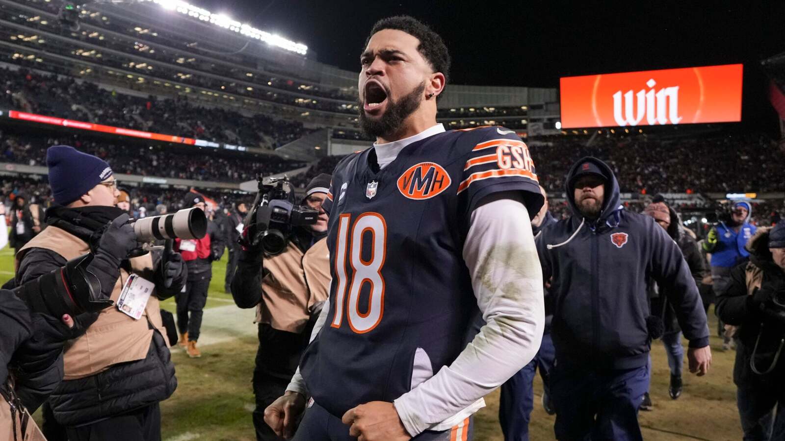 Is Caleb Williams playing with fire? Bears demand a passing revolution ...