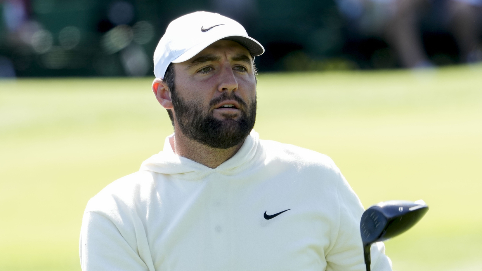 Watch: Scheffler begins Masters title defense with two early birdies | Yardbarker