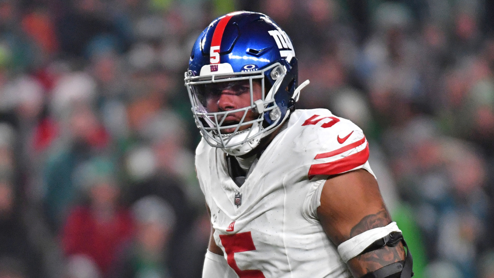 Giants' Kayvon Thibodeaux rips Eagles fans during chat with Kevin Hart ...