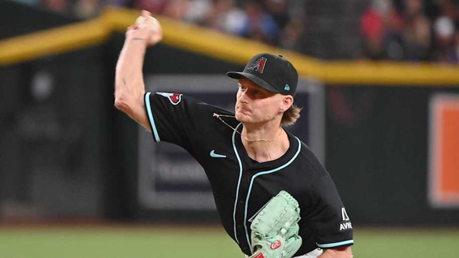 D-backs Trade 2 Injured Pitchers to Brewers in Last-Minute Deal ...