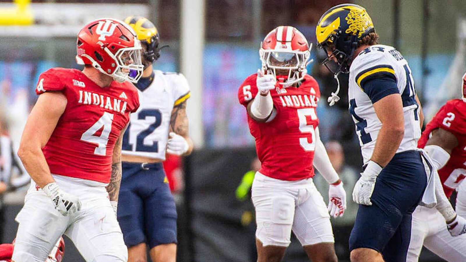 Indiana's Aiden Fisher, D'Angelo Ponds Make FWAA All-American Team ...