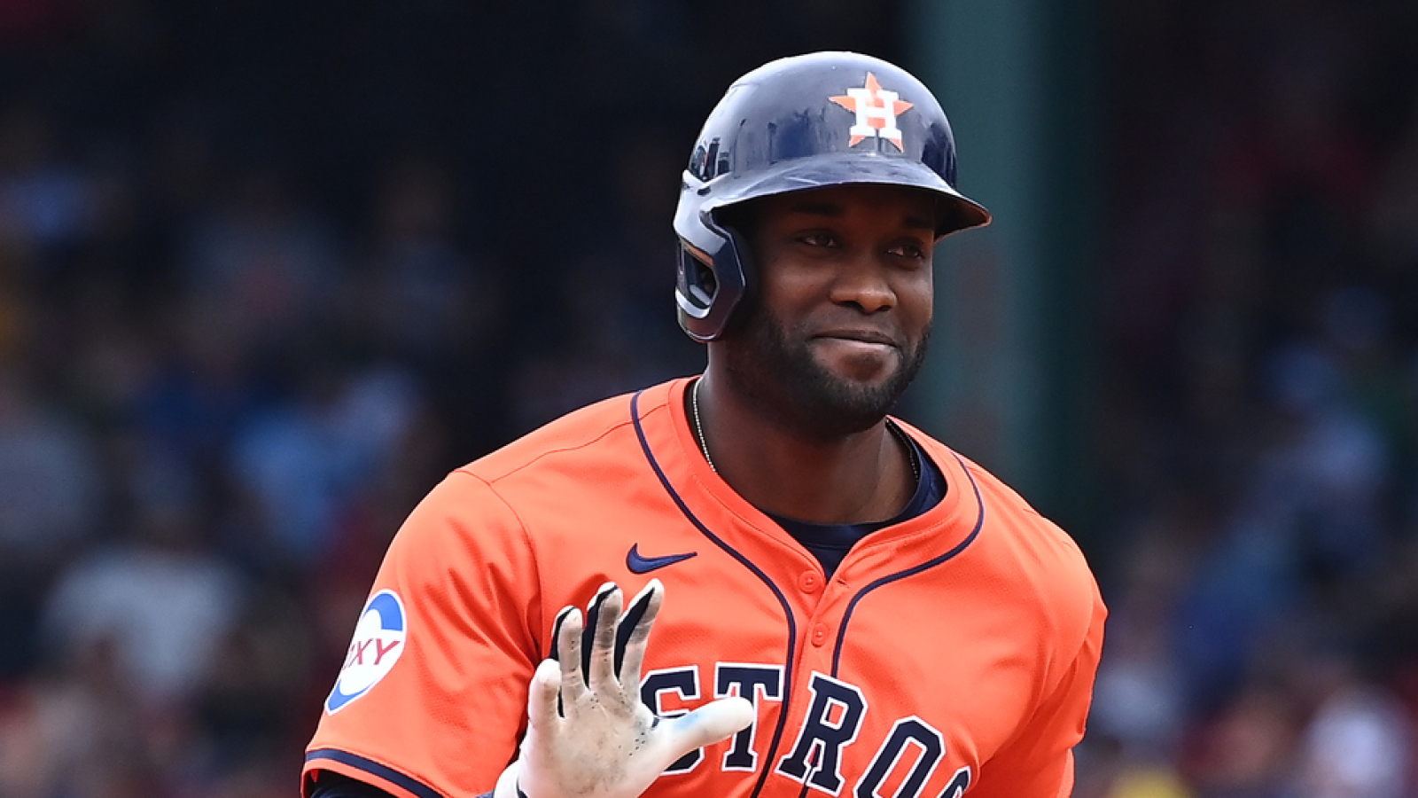 Astros slugger busts up Rays' scoreboard during batting practice ...