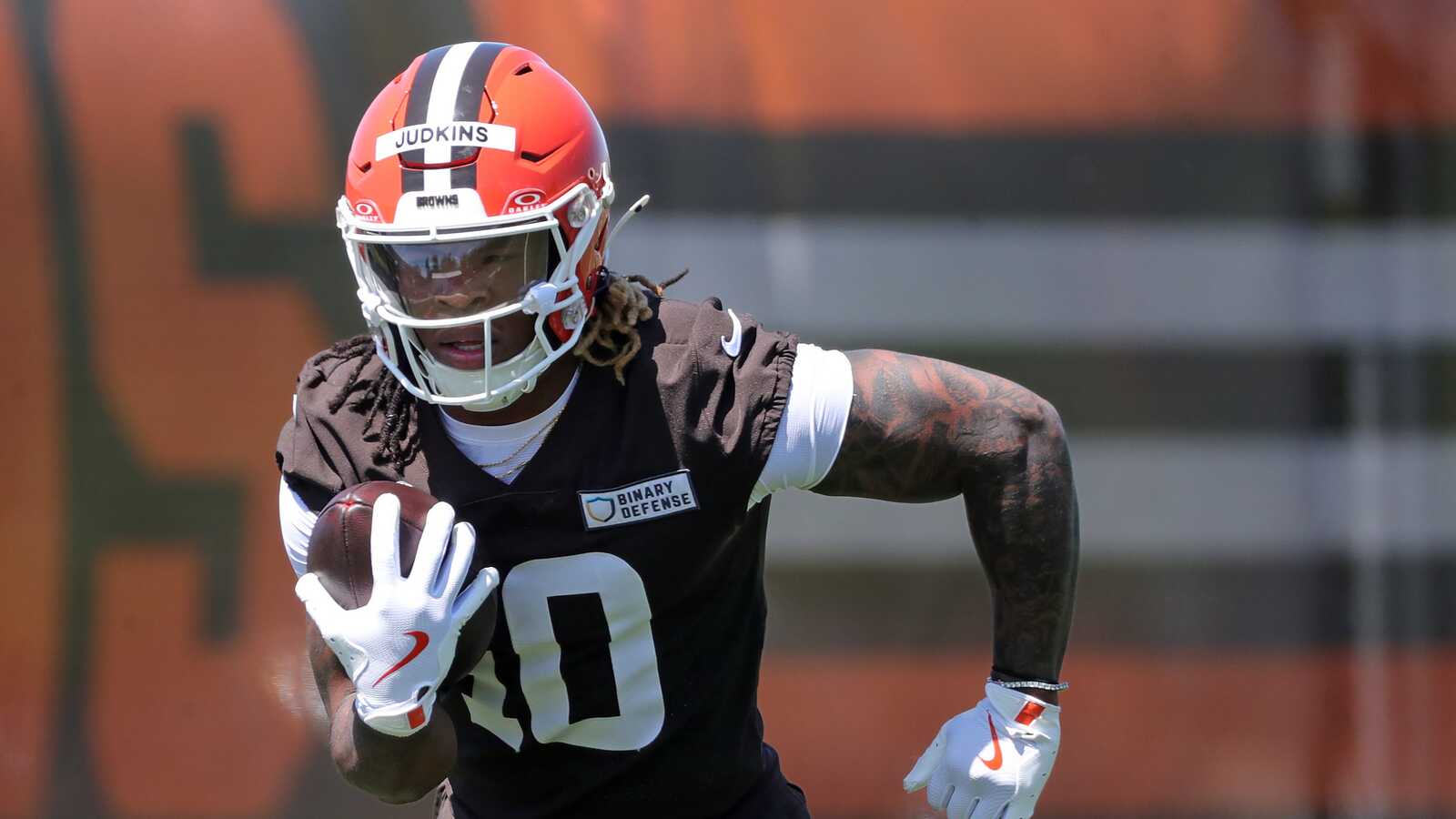 AFC Notes: Quinshon Judkins, Aaron Rodgers, Browns, Ravens, Steelers ...