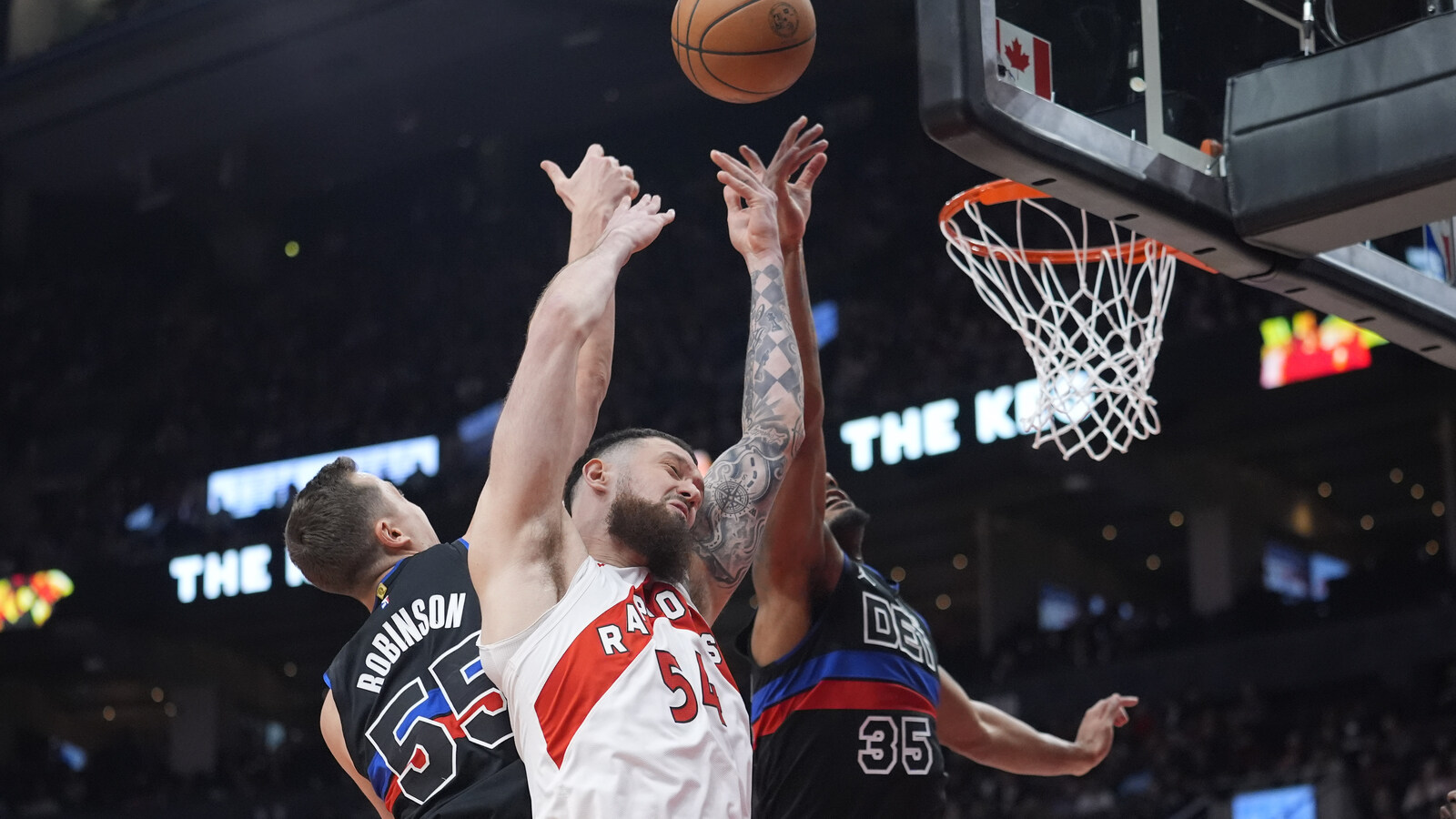 Raptors Fans Can’t Get Enough of Sandro Mamukelashvili | Yardbarker