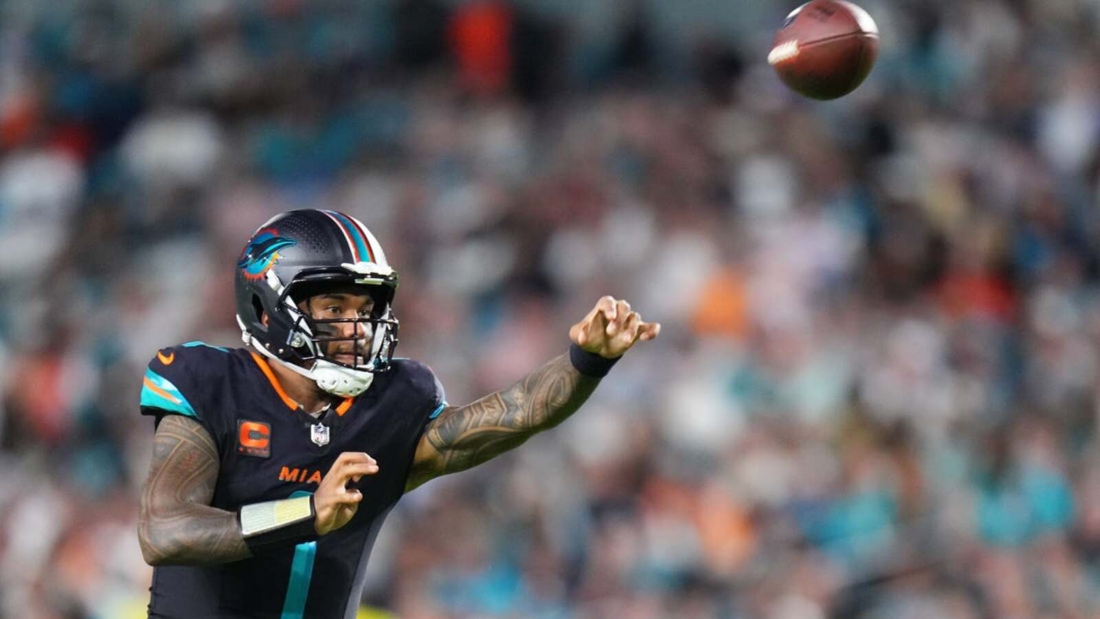 Tua Tagovailoa, Dolphins down Jets despite Tyreek Hill's injury | Yardbarker