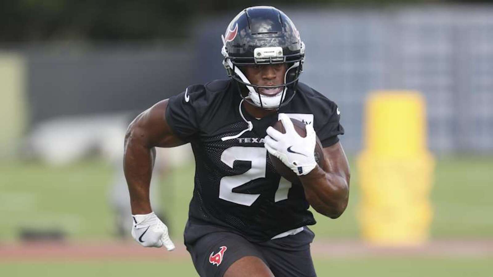 Nick Chubb Ready to Anchor Texans’ Backfield | Yardbarker