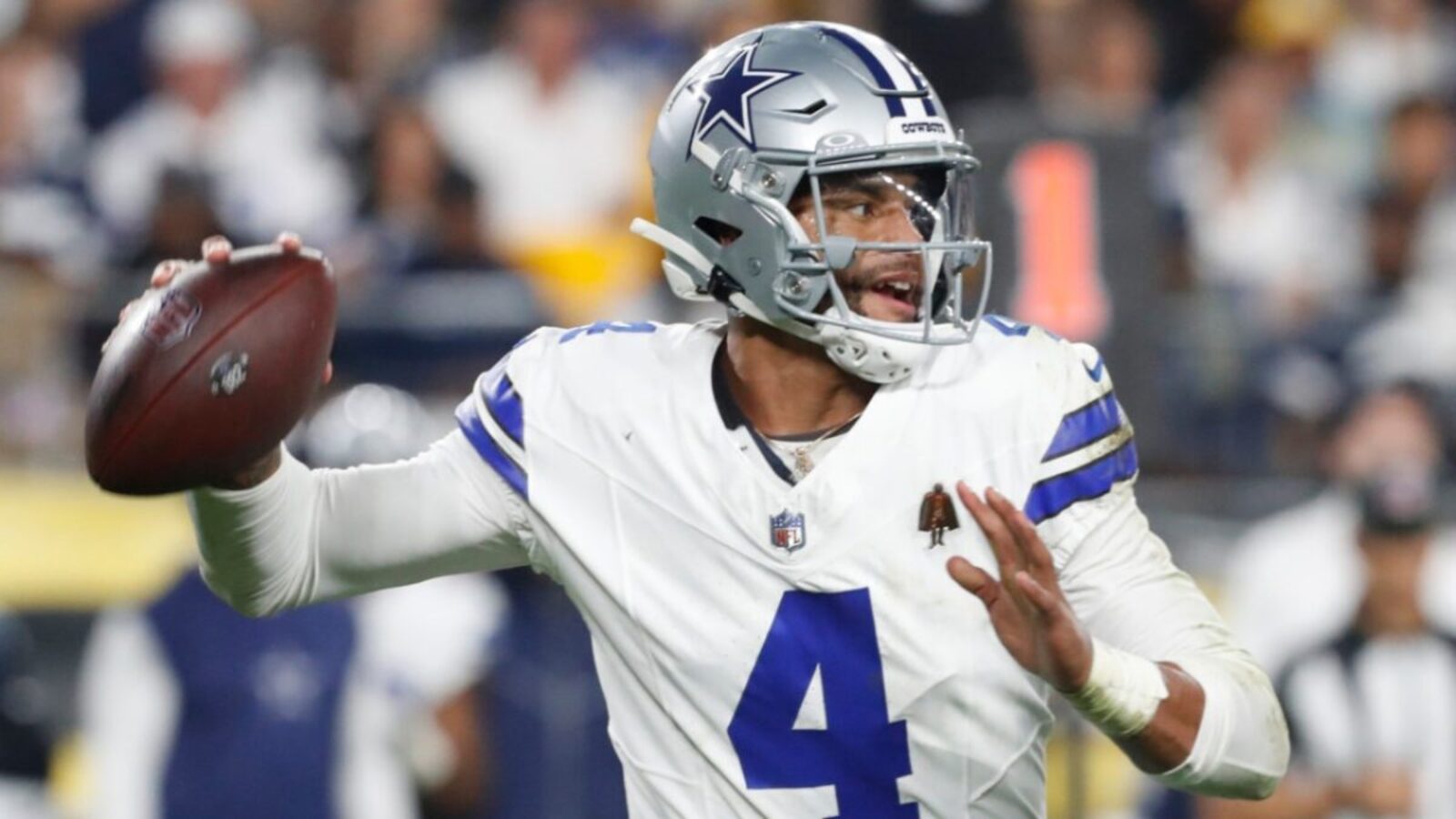 Watch: Packers’ Micah Parsons Haunts Former Team with Game-Saving Sack ...