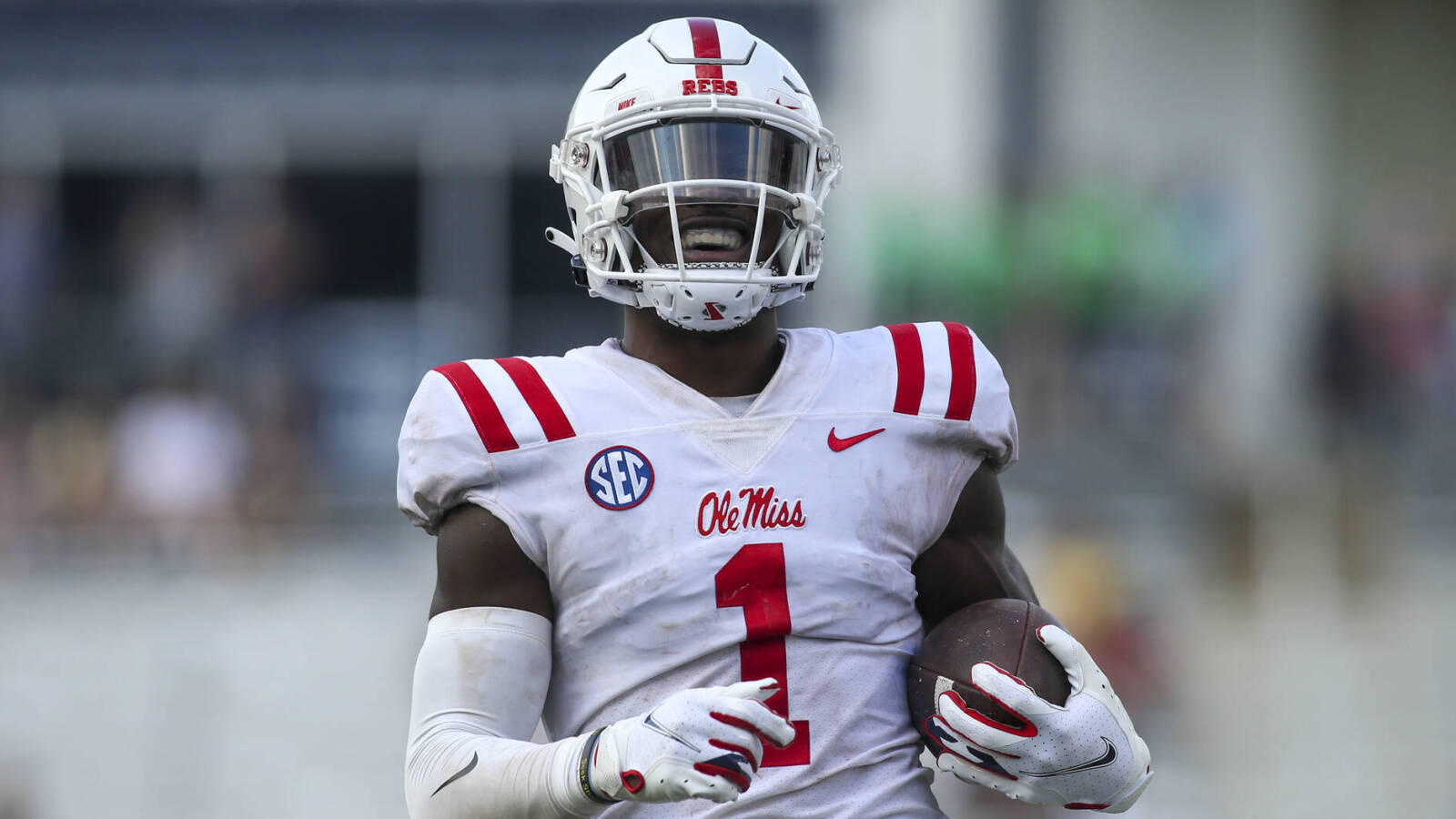 Panthers pick a 'bowling ball' to help Bryce Young | Yardbarker