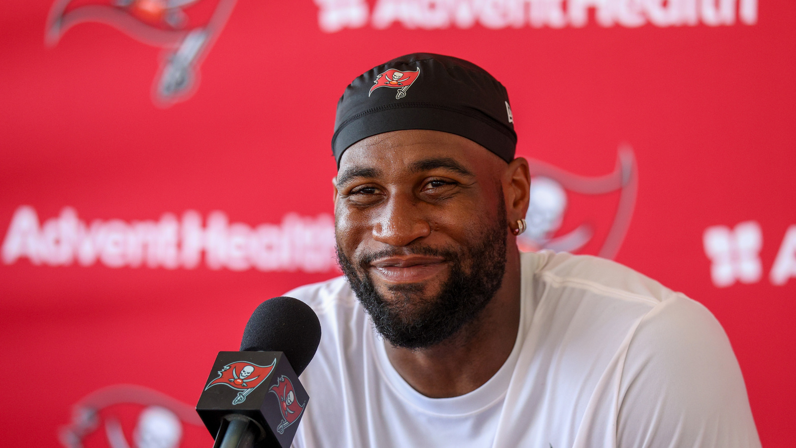 Predicted Stat Line for Buccaneers’ OLB Haason Reddick vs Houston | Yardbarker