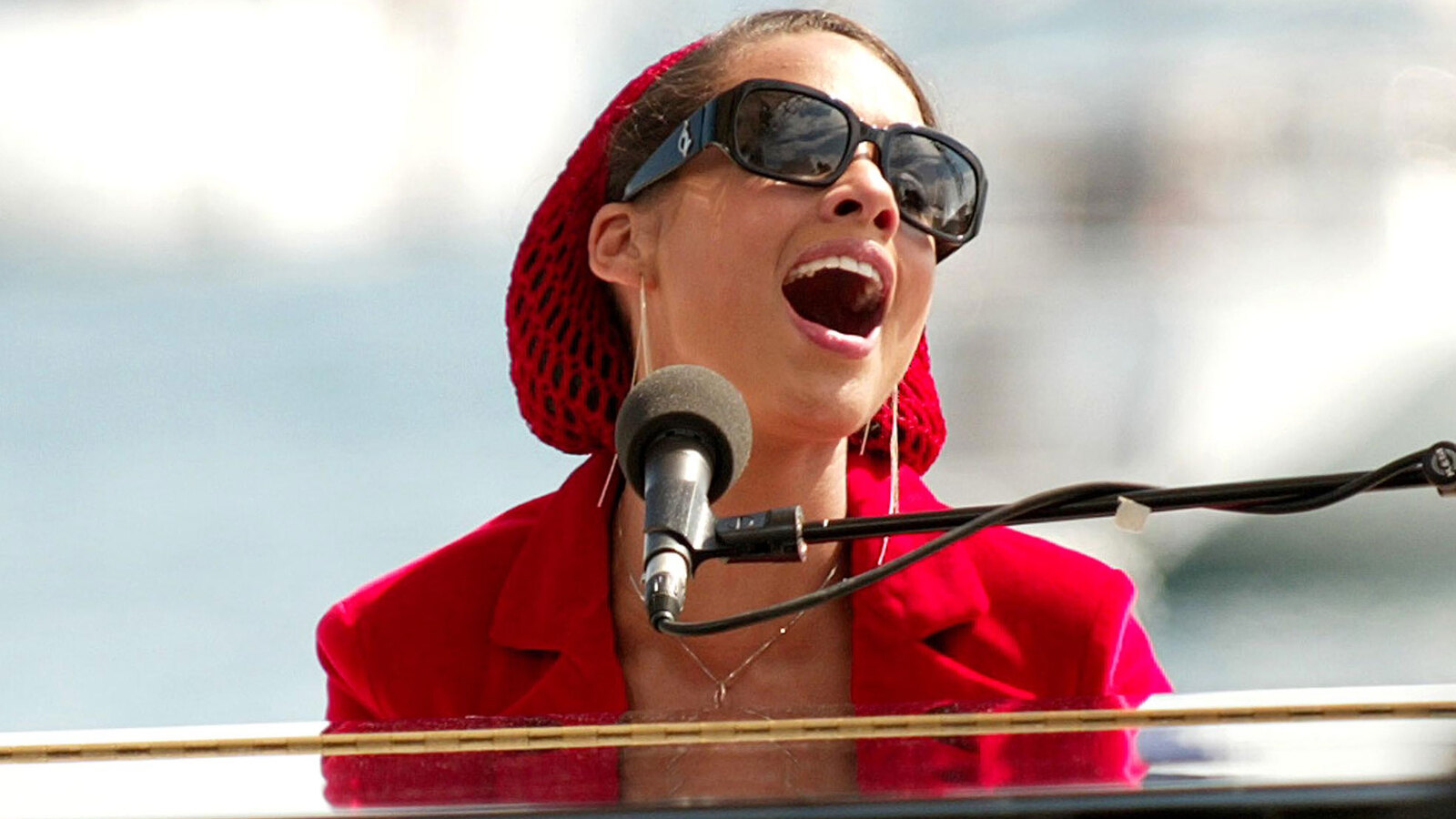 25 songs that make for the perfect Mother's Day playlist | Yardbarker