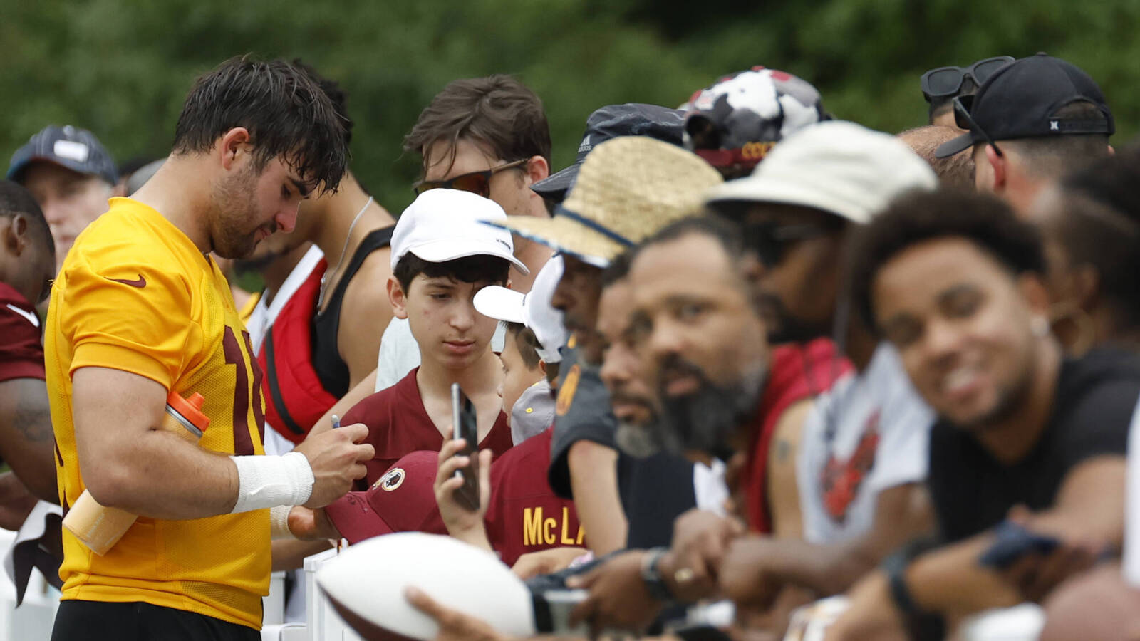 Washington training-camp attendance balloons after sale | Yardbarker
