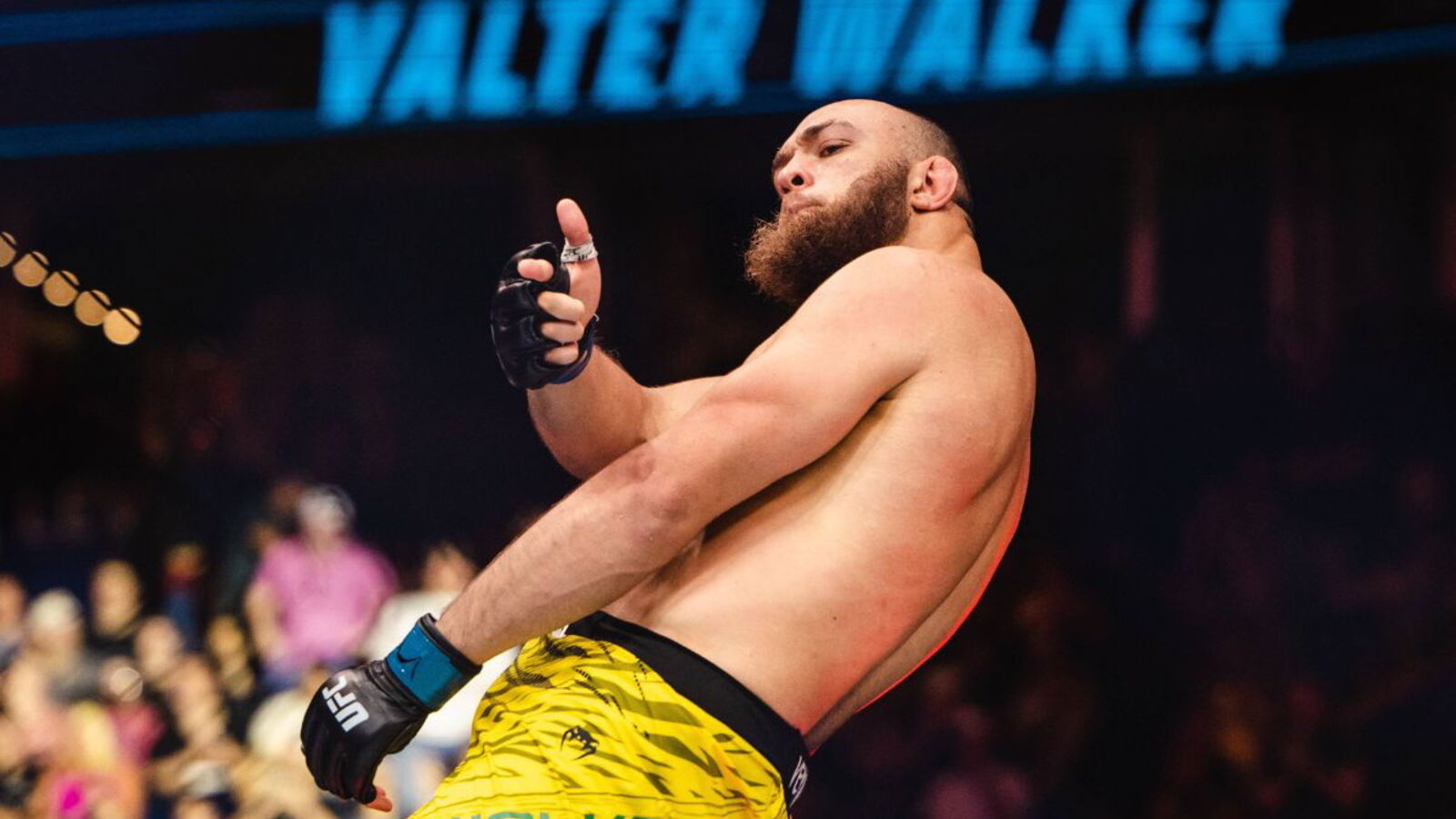 Valter Walker Storms the Ring to Cancel Fight at Hype FC Brazil ...
