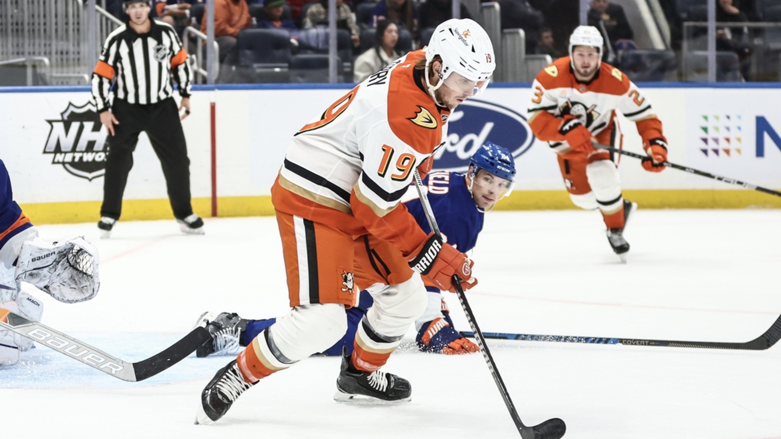 Ducks' power play gets on track in win over Islanders | Yardbarker