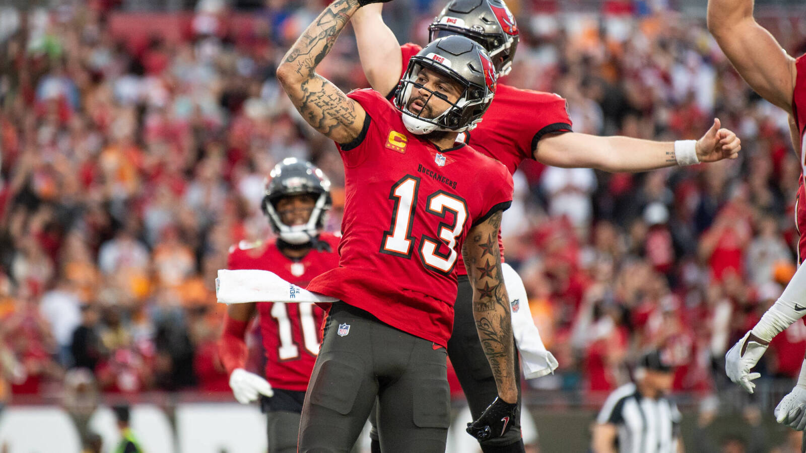 Texans reportedly make Mike Evans decision amid contract demands ...