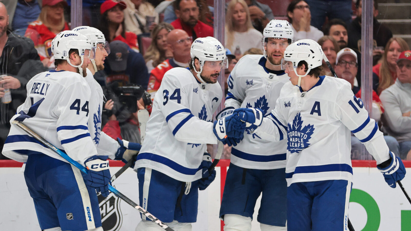 Veteran Maple Leafs, Craig Berube praise Matthews’ first year as ...
