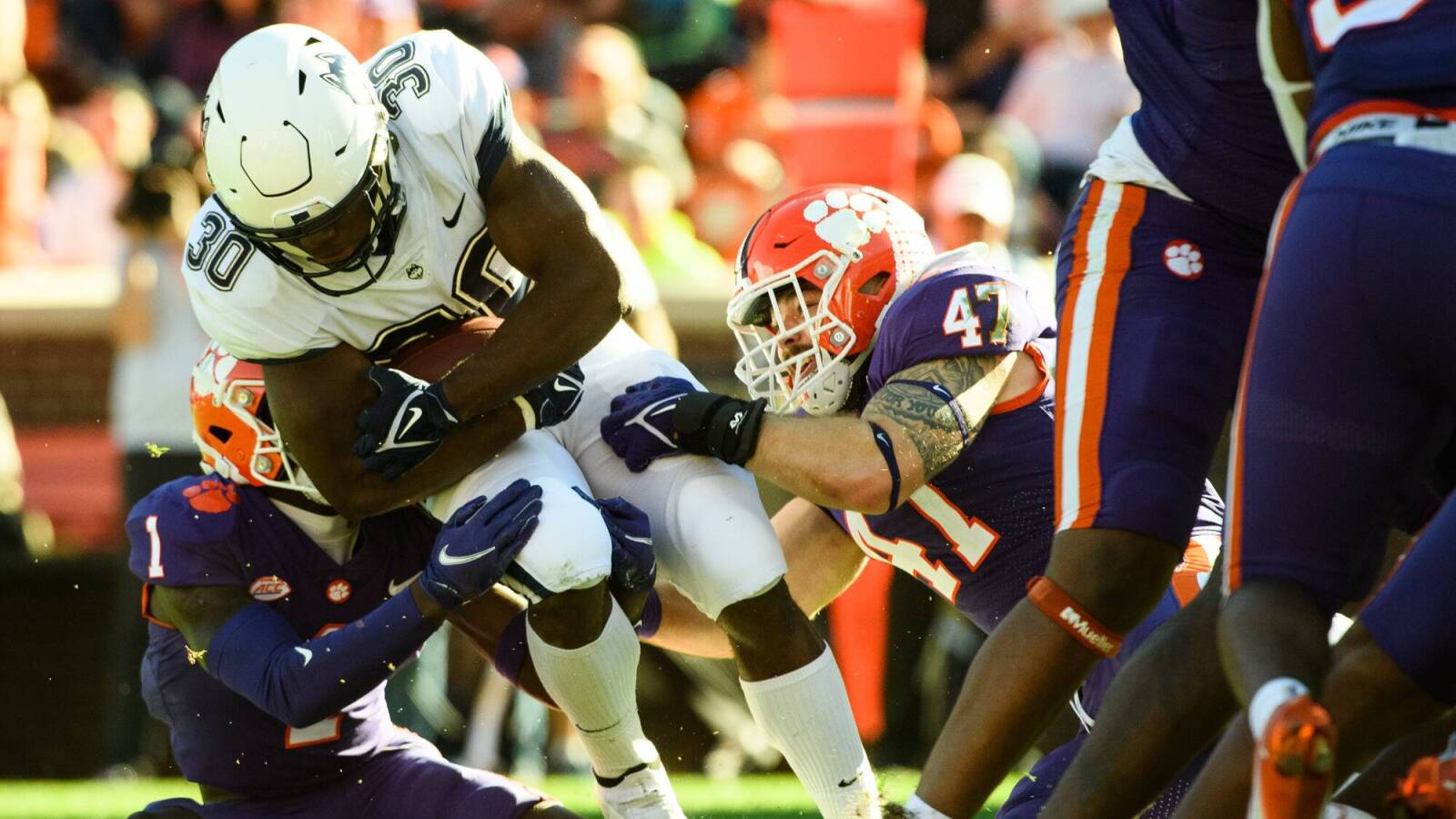 UConn is finally bowl eligible, but could find itself on the outside ...