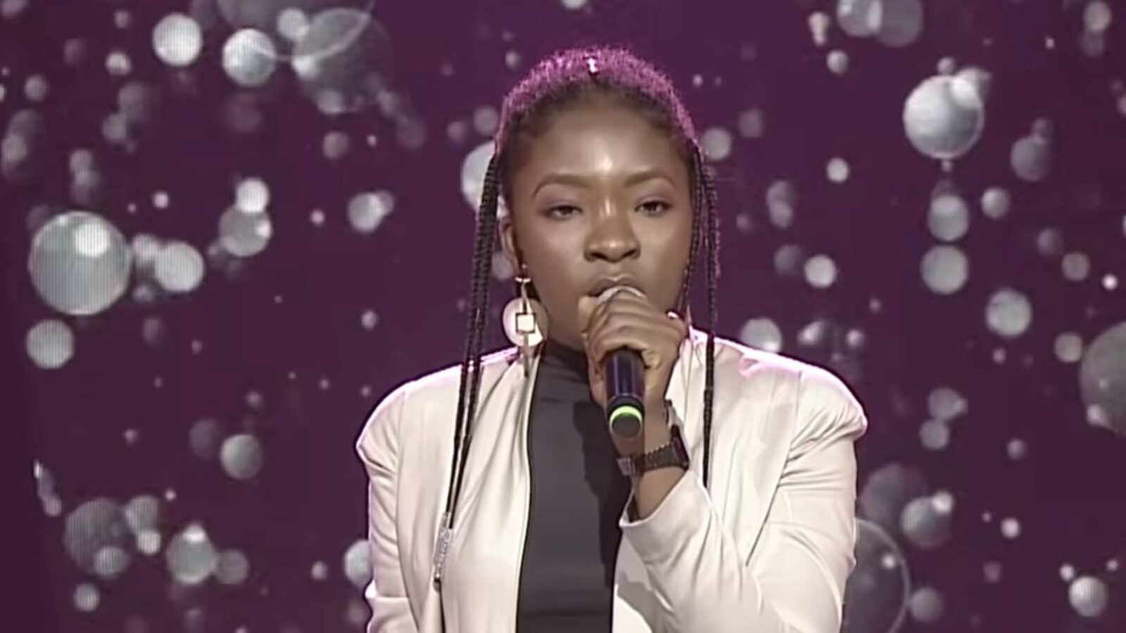 Former ‘Voice’ Contestant Dies at 26 After Venomous Snake Bite | Yardbarker