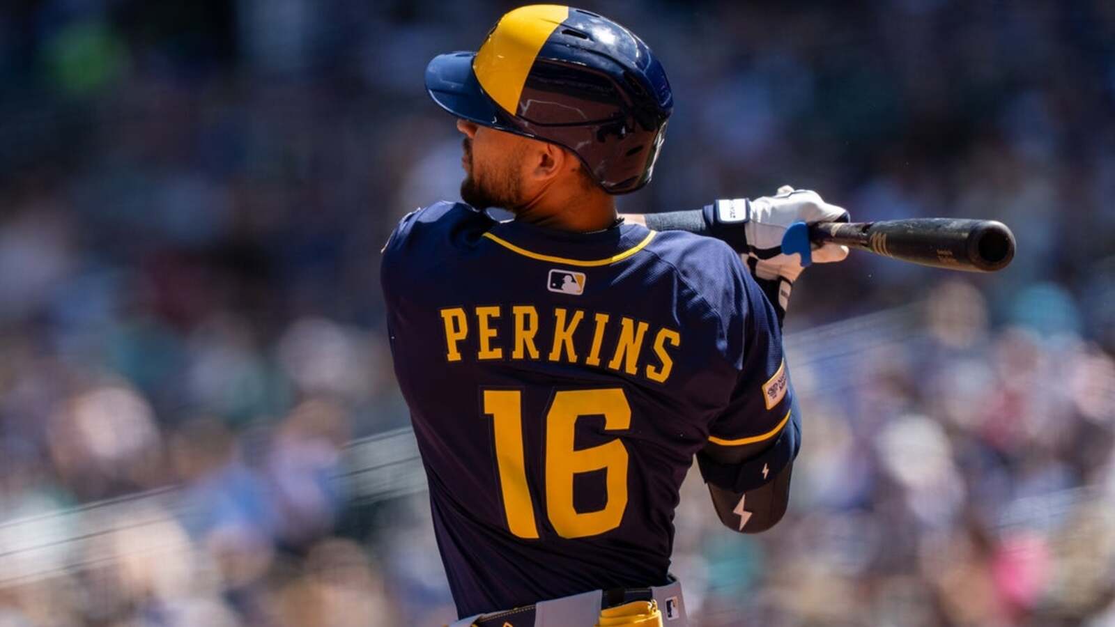 Blake Perkins’ walk-off single lifts Brewers past Marlins | Yardbarker