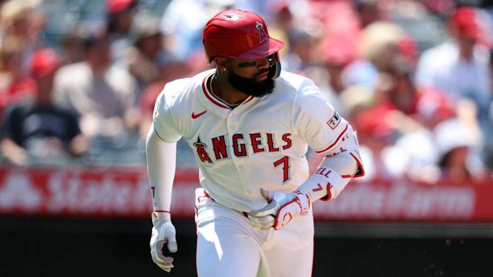 Experts suggests surging AL slugger as Mets center field solution | Yardbarker