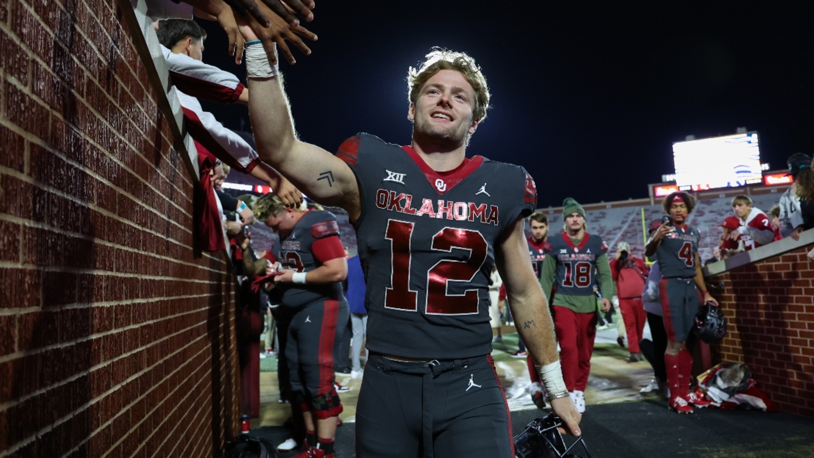Oklahoma wide receiver Drake Stoops signs with Los Angeles Rams ...