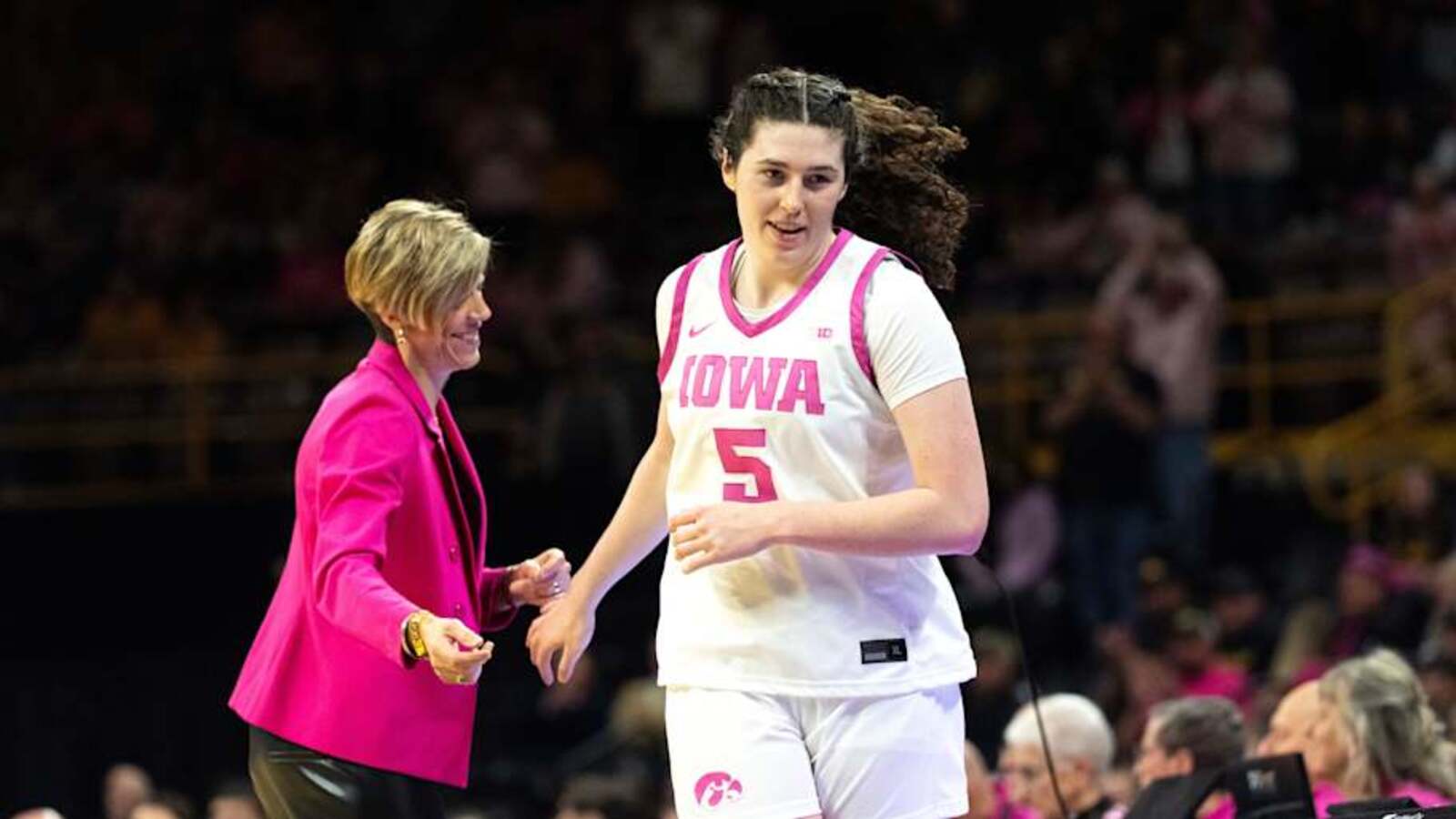 Iowa’s Ava Heiden Shines in Convincing Win Over Nebraska | Yardbarker