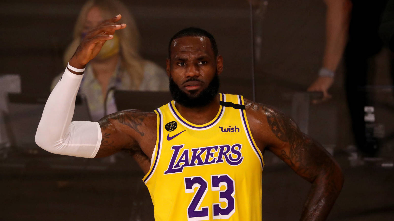 LeBron: Being away from family a 'huge challenge' in bubble | Yardbarker