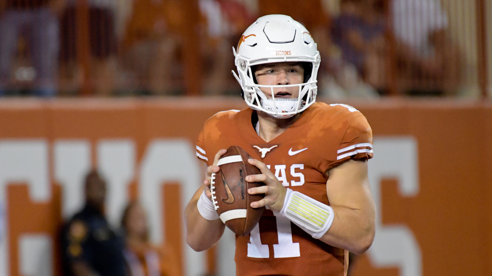 Texas QB Sam Ehlinger shares positive Instagram message after injury ...